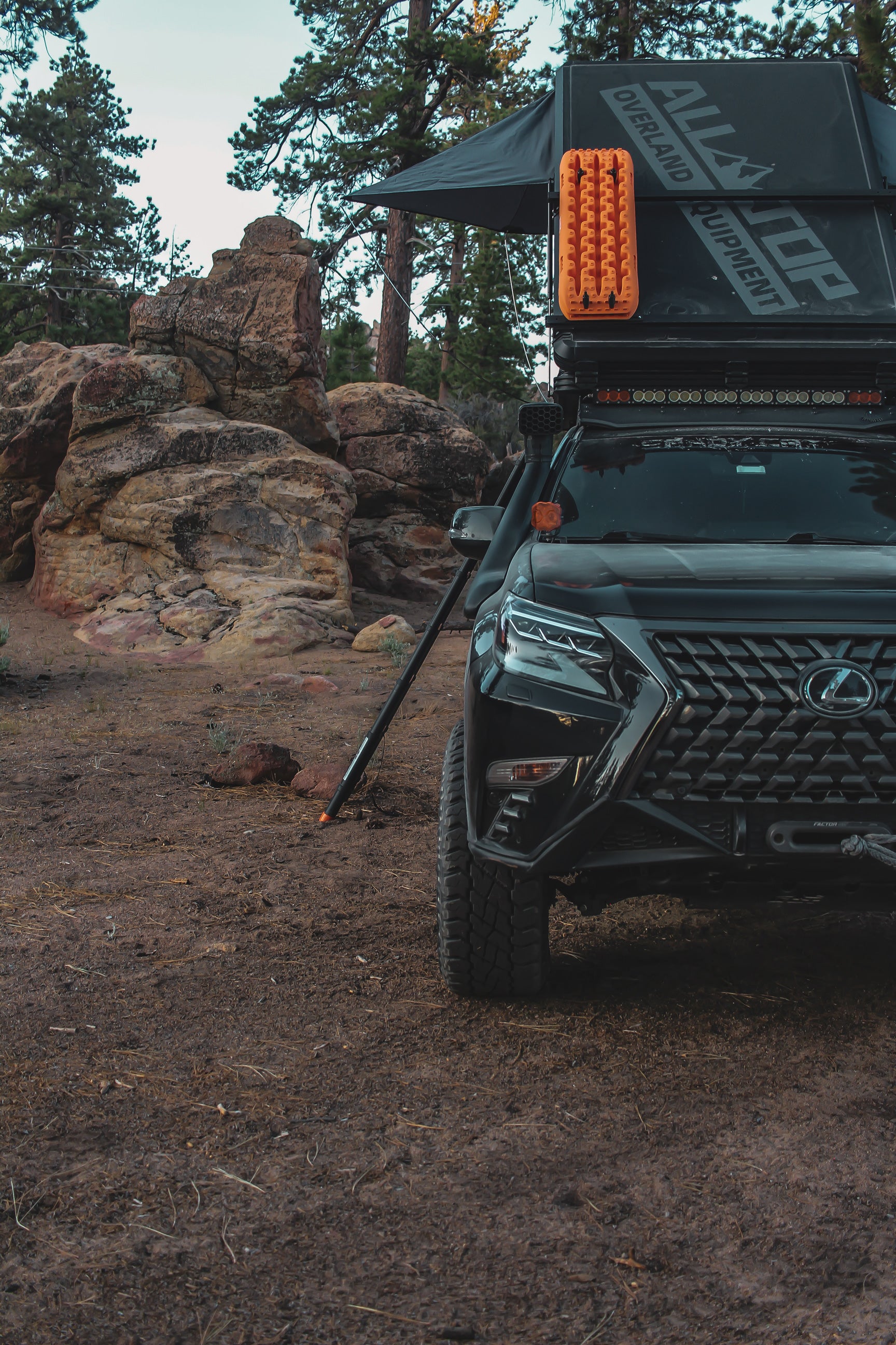 All-Top Roof Top Tent (A open) – Spider Roof Rack